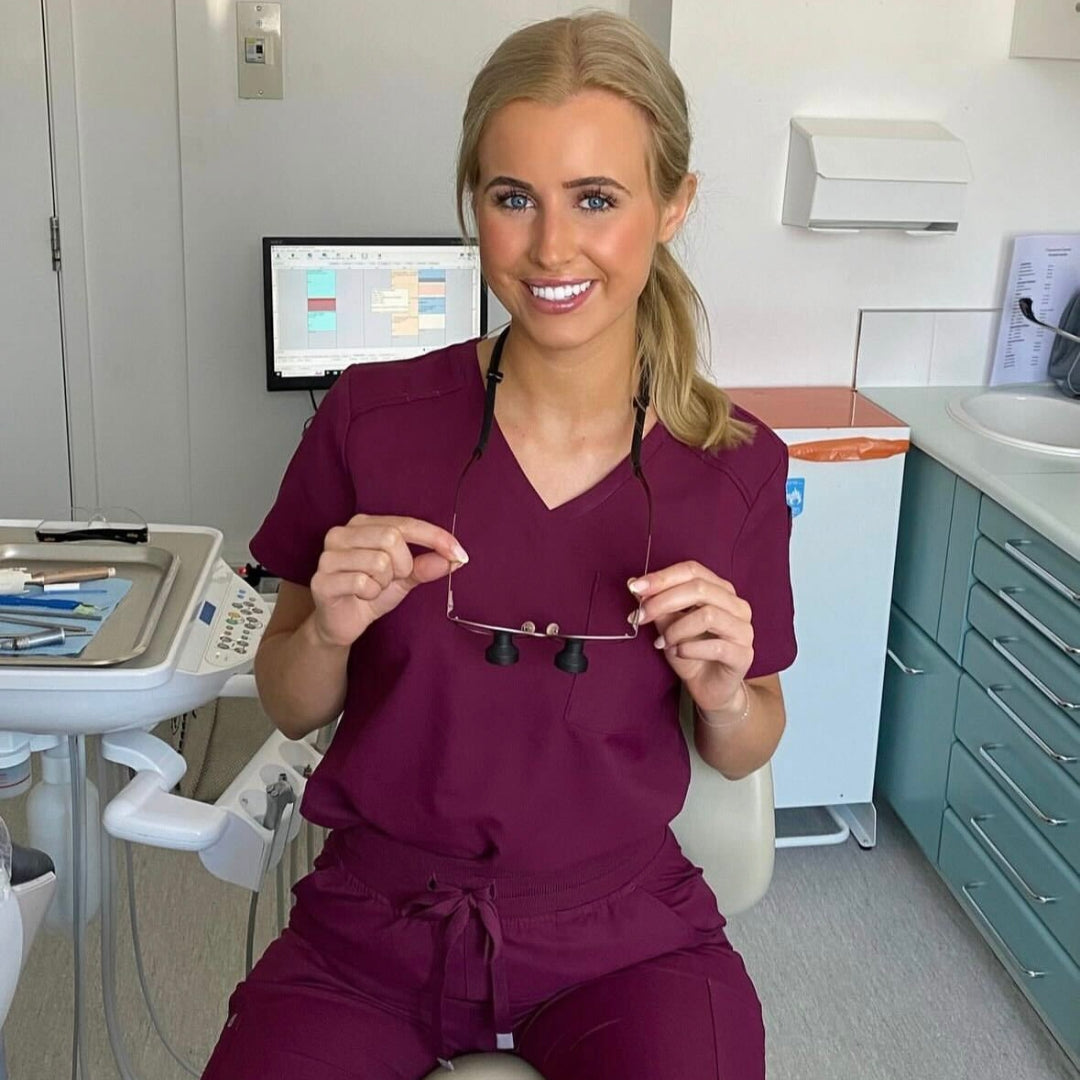 Dental Scrubs for Hygienists and Therapists – Happythreads UK